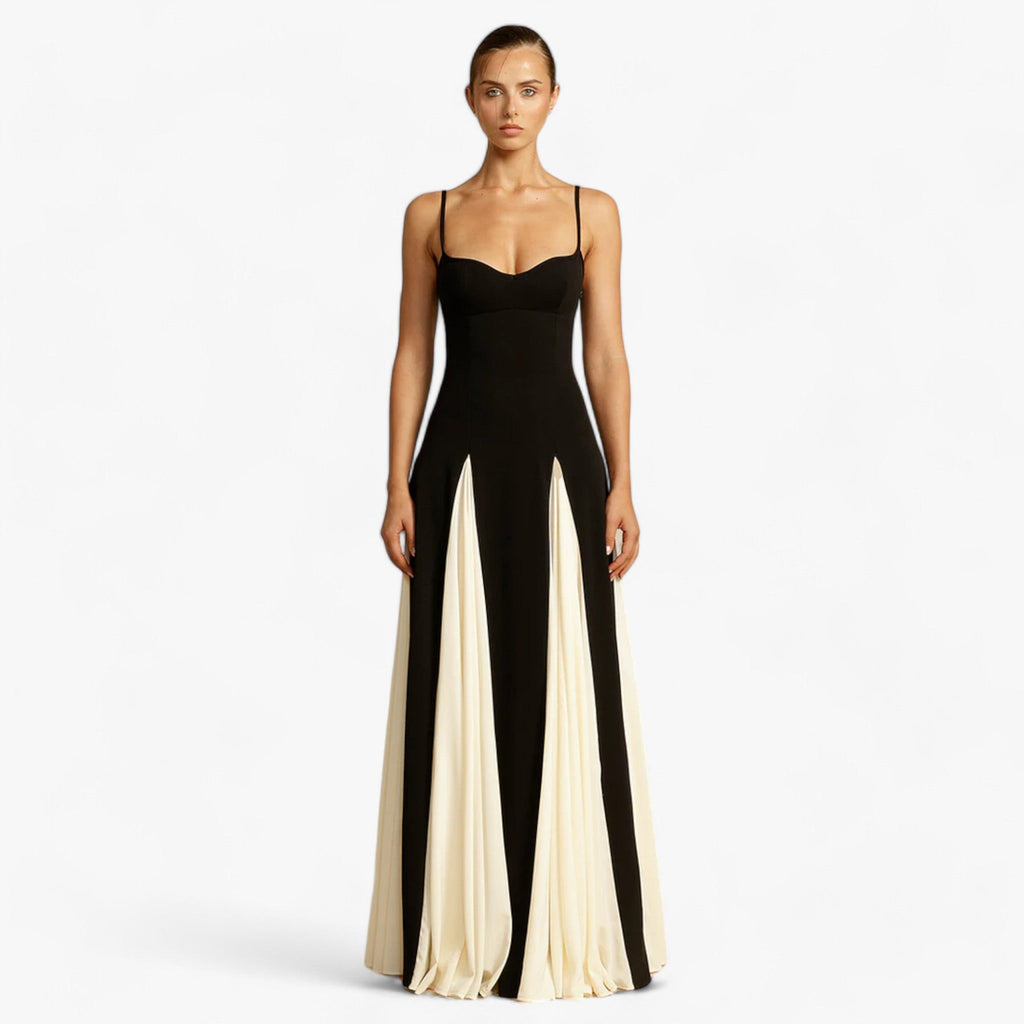 Alezia | Spaghetti Band Maxi Kjole - Elegant og Sensuel Raffinement