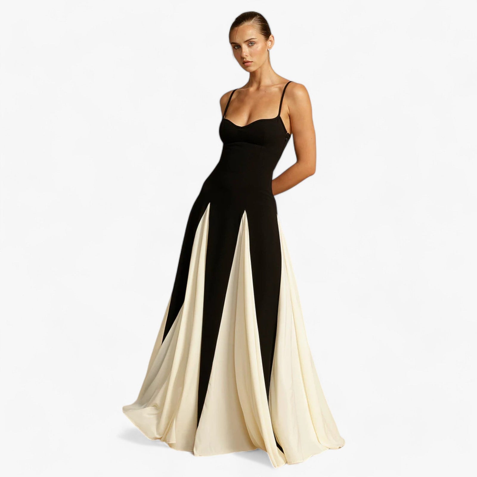 Alezia | Spaghetti Band Maxi Kjole - Elegant og Sensuel Raffinement